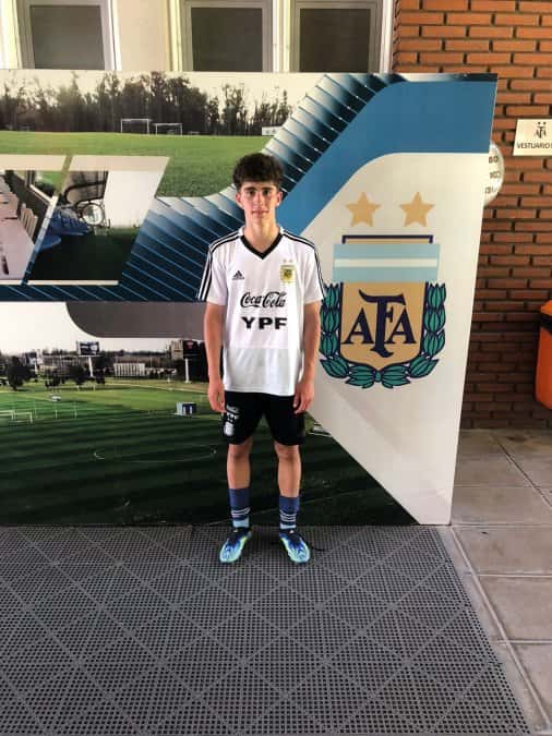 El juvenil Axel Atum entrenó por segunda semana con la Selección ...