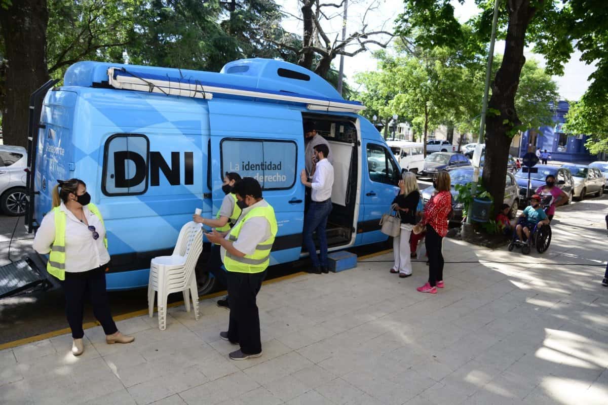 Llega el móvil de RENAPER a nuestra ciudad: Todos los trámites rápidos ...