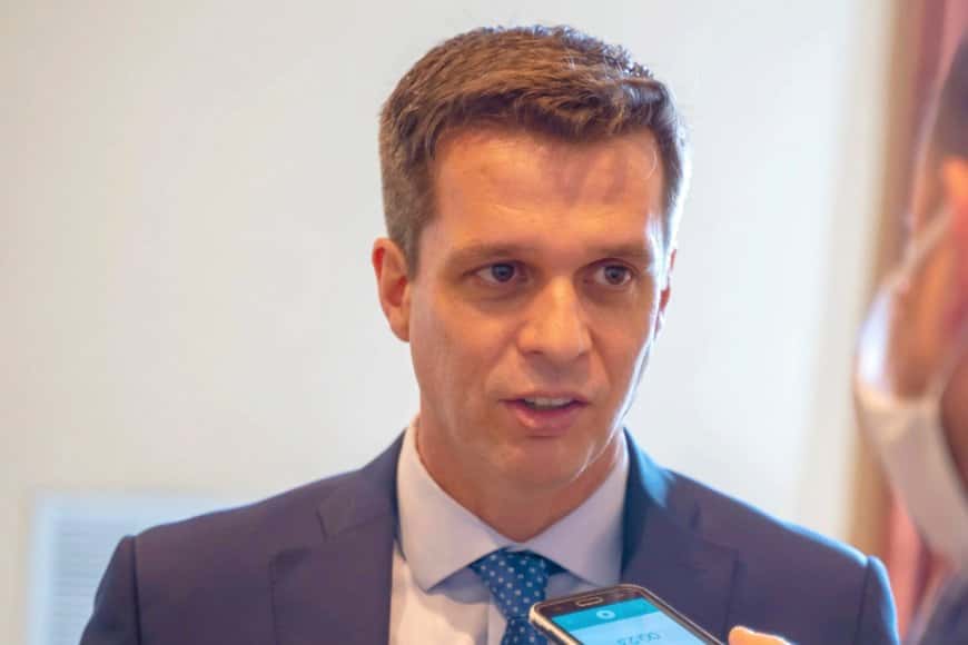 Cresto habla de “proyecto provincial”, da algunos nombres y apuesta a ...