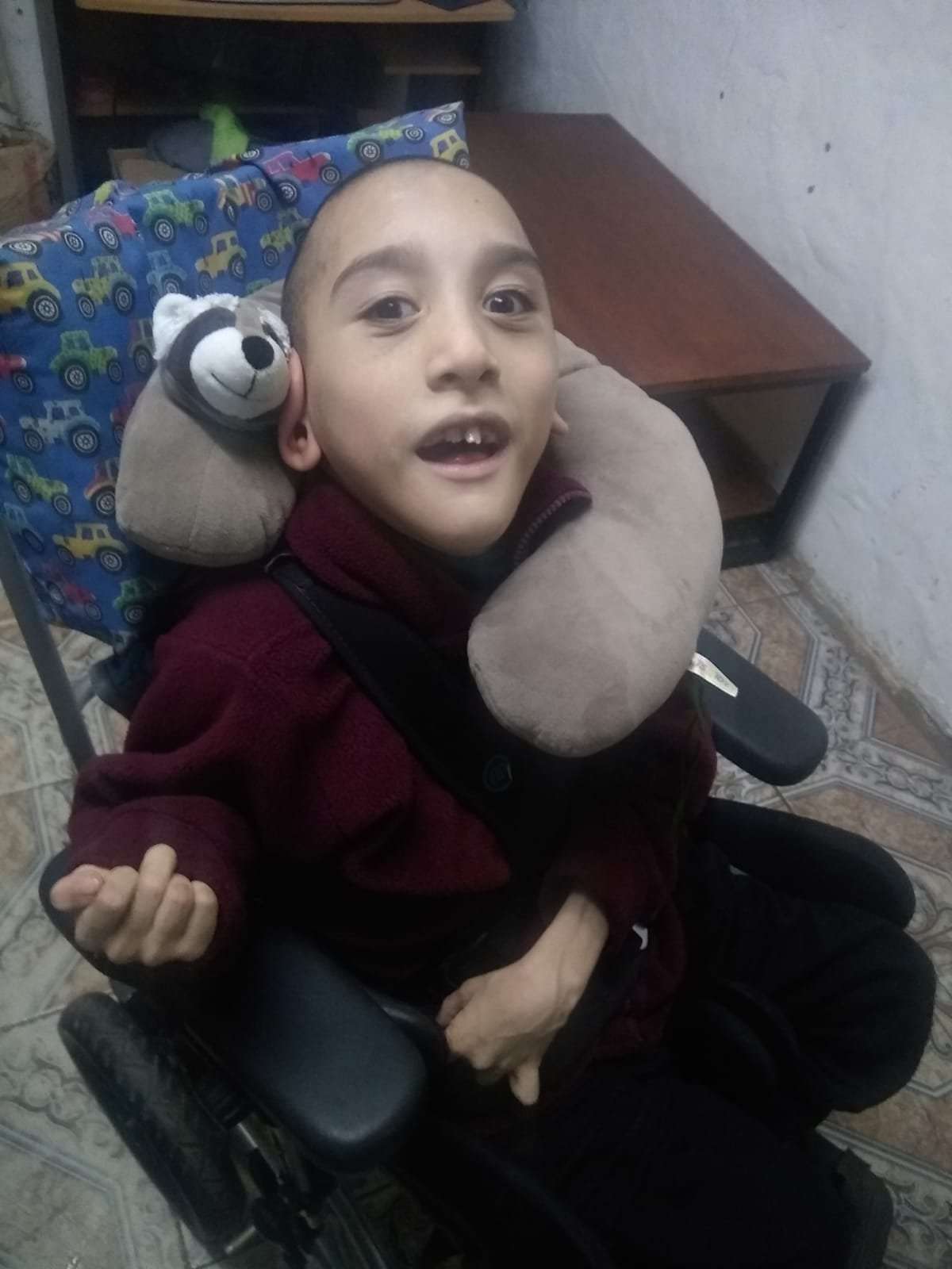 Tobías padece cuadriplejia y parálisis cerebral: necesita de la ayuda ...