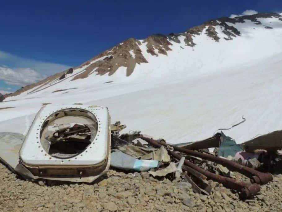 A 50 años de la tragedia de Los Andes: todo lo que el libro y la ...