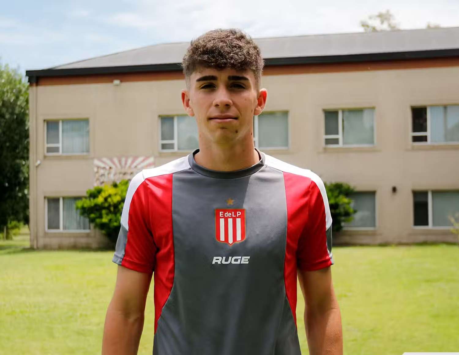 Axel Atum renovó contrato en Estudiantes de La Plata – El Día de ...