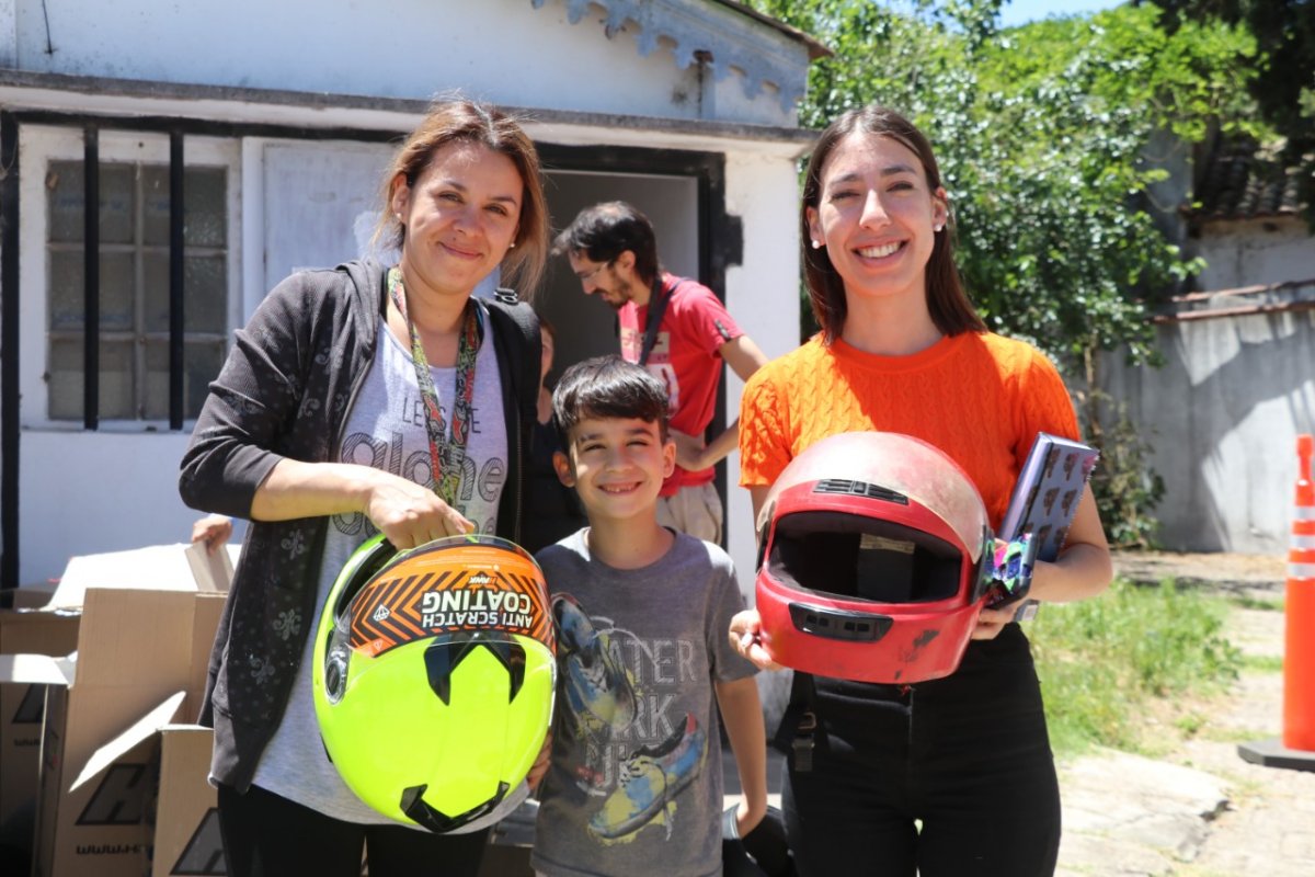Se entregaron cascos a motociclistas de la ciudad – El Día de Gualeguaychú