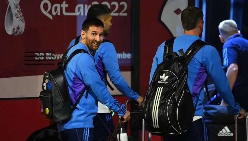 La historia detrás de la foto del tobillo hinchado de Messi – El Día de ...