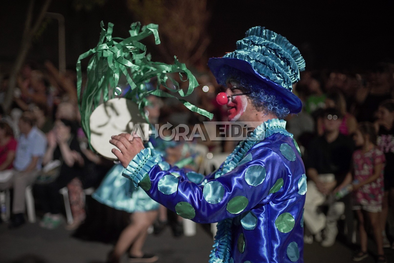 Con su típica alegría y colorido, comenzó la edición 2023 de los corsos ...