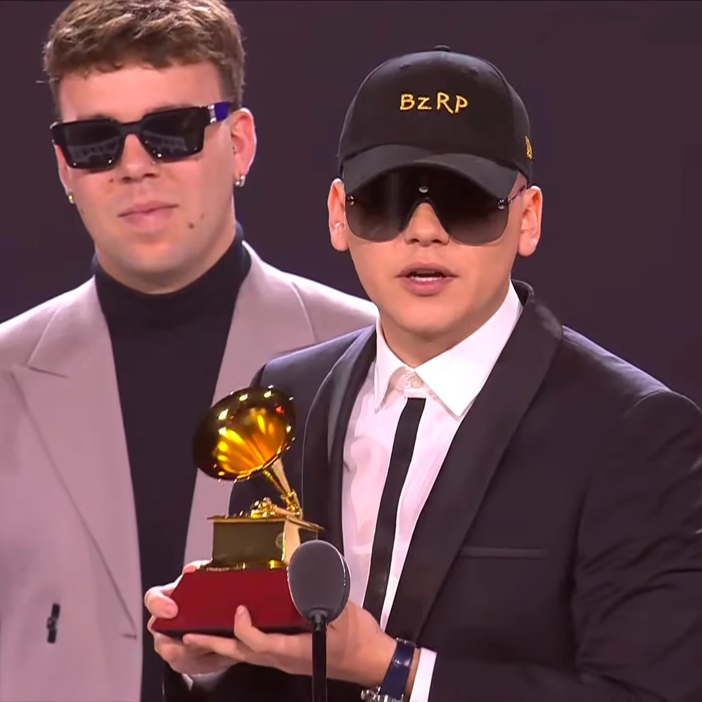 El emotivo discurso de Bizarrap al ganar un premio por su Music Session ...