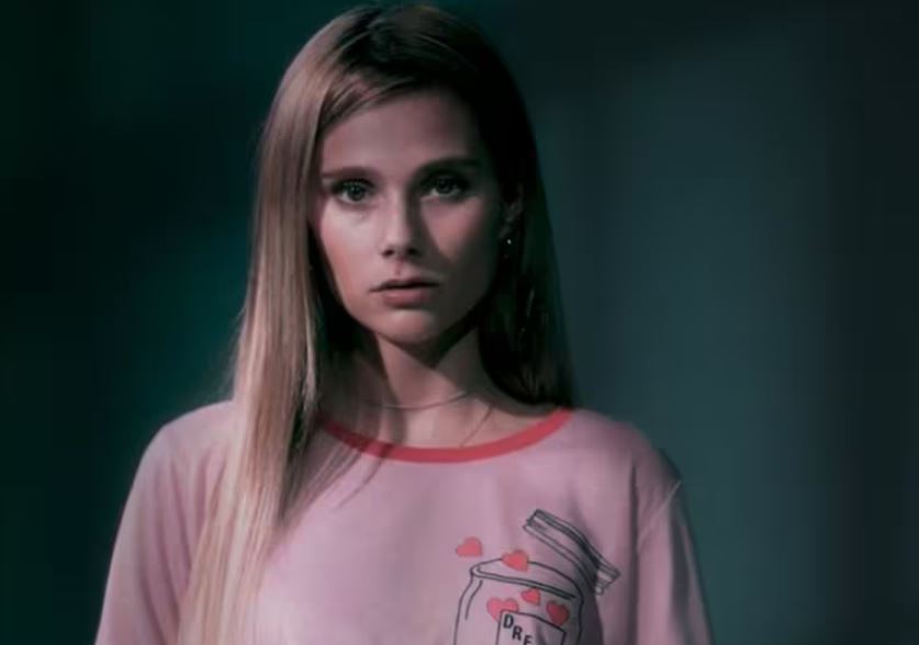 Ya está el afiche y el tráiler de la película de Nahir Galarza: asombro ...